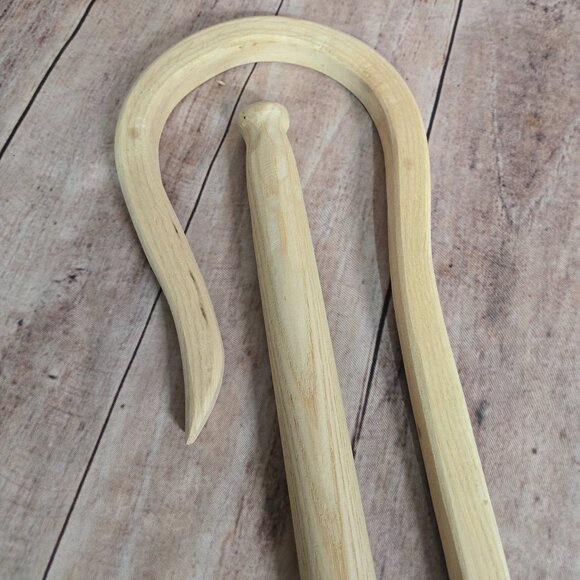 Amish Wares | Accents | Handcrafted Red Oak Steam Bent Shepherd Crook ...